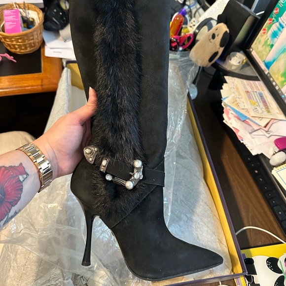 Dereon | Shoes | House Of Dereon Verlelli Stiletto Boots Sz 6 | Poshmark